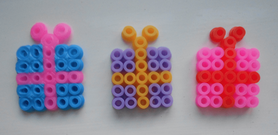 Manualidad navideña: diviértete creando Hama Beads de Navidad - Helen ...